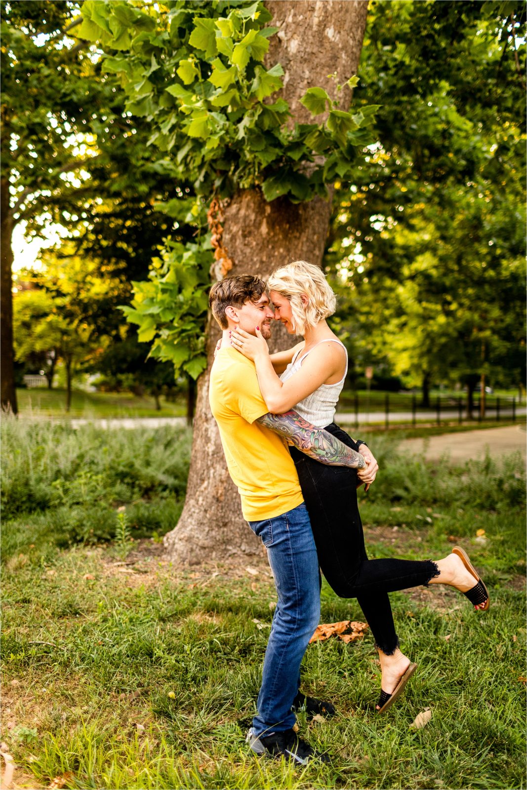Photo Positions for Couples: A Complete Guide to Capturing Authentic ...